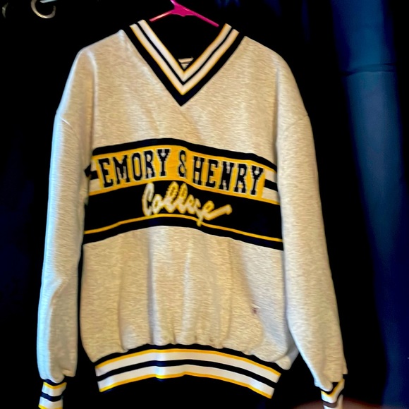 Varsity | Shirts | Varsity Mens Emory And Henry College Sweatshirt Size ...